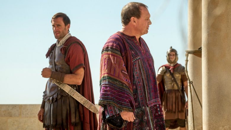 'Risen' Turns Resurrection into Taut Procedural - Hollywood in Toto