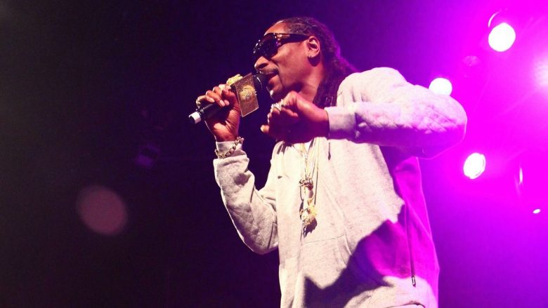 HiT Radio: Why Snoop Dogged 'Roots' - Hollywood in Toto