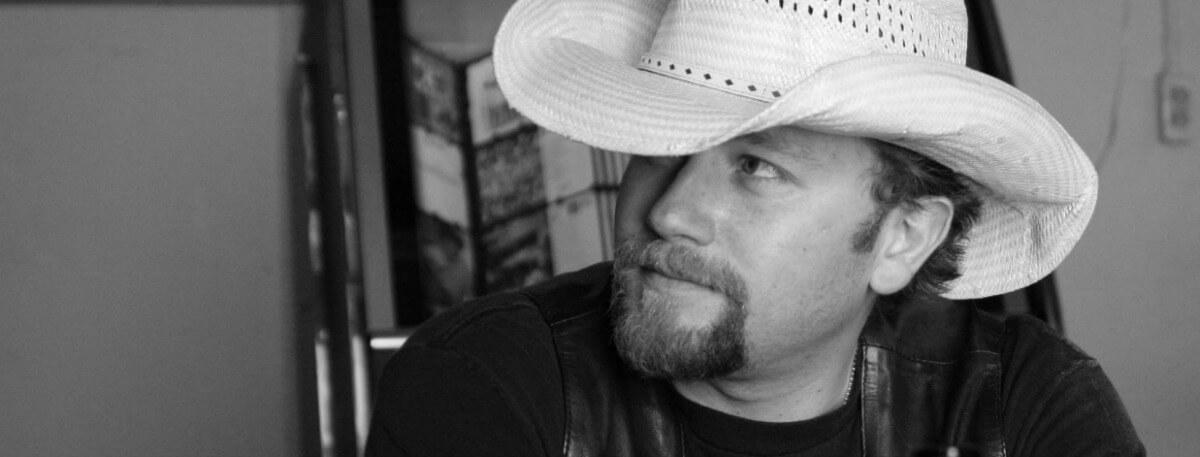 Jackson Taylor: Honky Tonk Rebel Just Warming Up - Hollywood in Toto