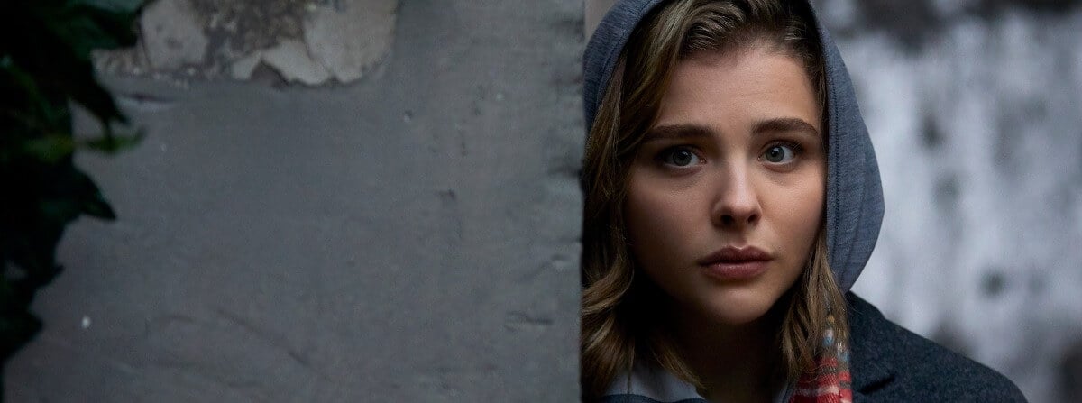 'Greta' Flirts with Camp Before Self-Destructing - Hollywood in Toto