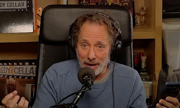 Norm Dworman Schools Seattle Comedy Club on Free Speech