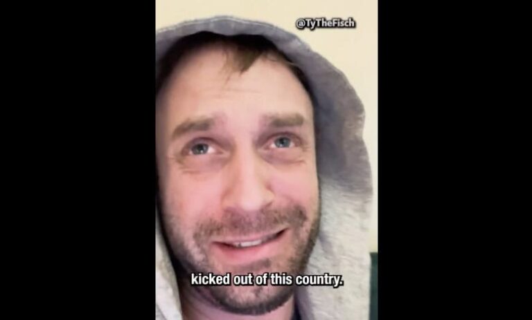 Comedian Roasts Selena Gomez's Crying Video