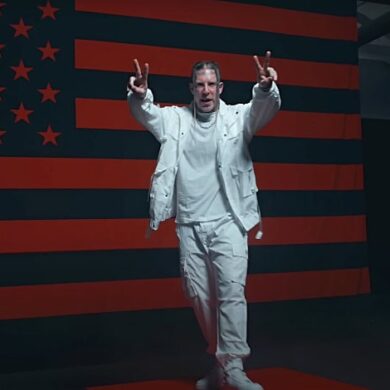 'Midsommar' Is Horror at Its Self-Indulgent Worst - Hollywood in Toto