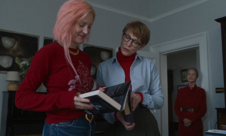 'Father Mother Sister Brother' Is Pure Jarmusch Gold